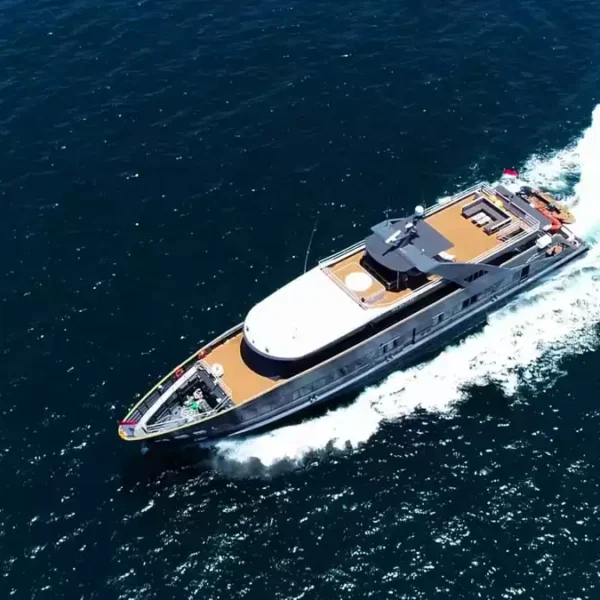 Komodo Island Boat Tour | Raja Ampat Boat Tour July 2024